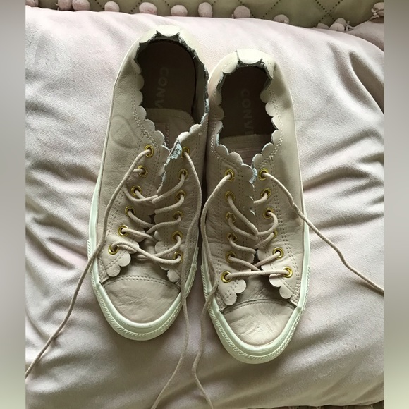 Converse | Shoes | Converse Ladies Chuck Taylor All Star Ox Frilly ...